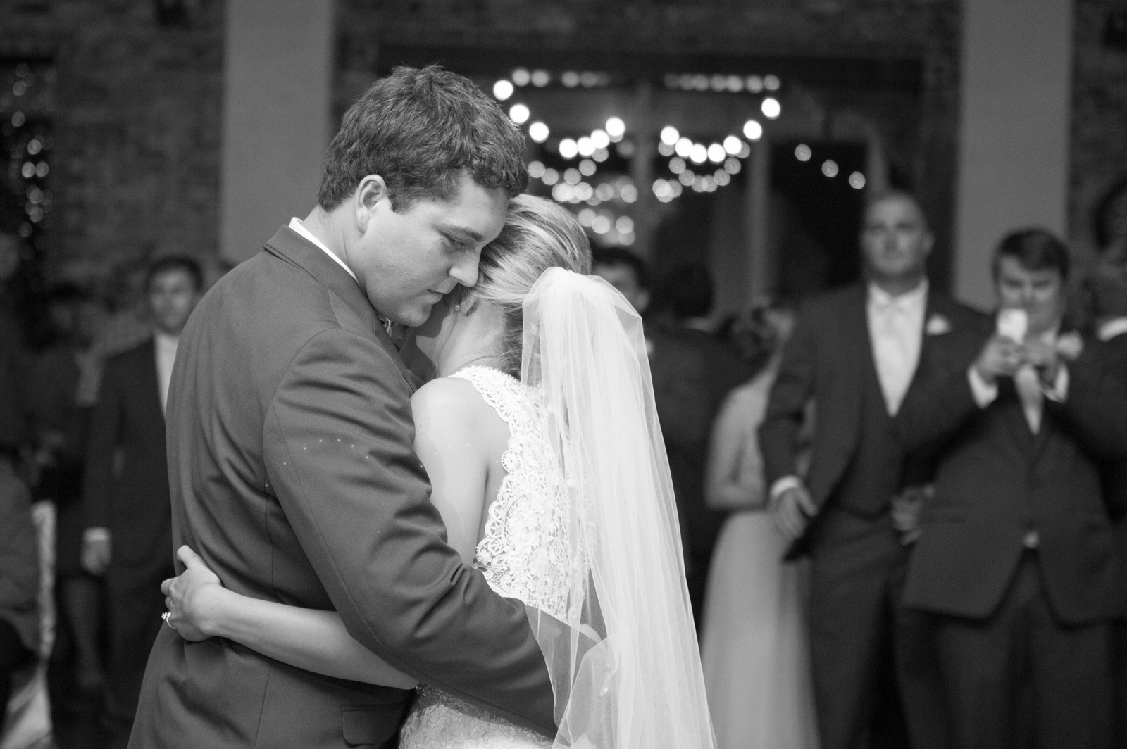 128-MADDIE_DRAKE_WEDDING-copy-690x459 - Catherine Guidry Photography