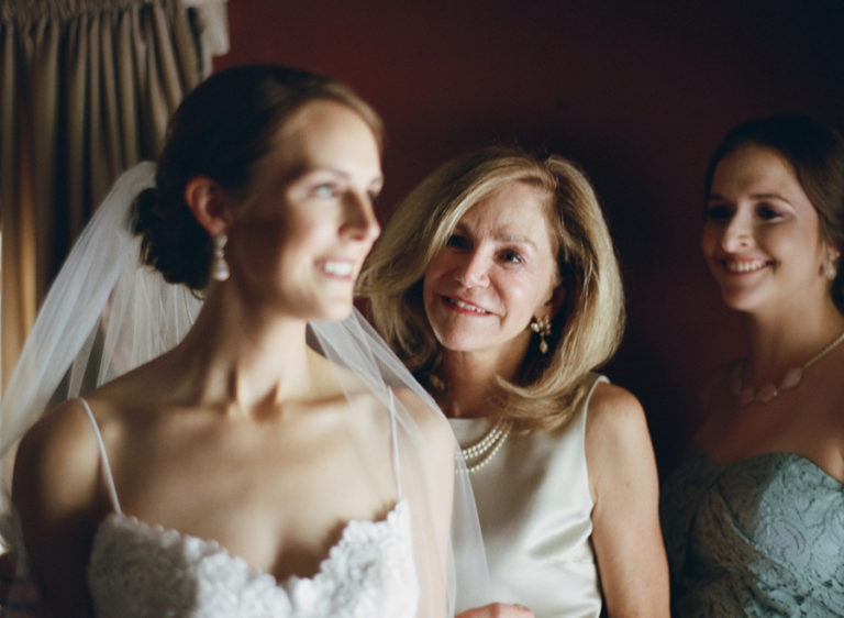Rip Van Winkle Wedding: Kelly + Jon - Catherine Guidry Photography